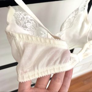 Intimates & Sleepwear | Vintage Bundle Nwot 9s Lace Bras 32b | Poshmark